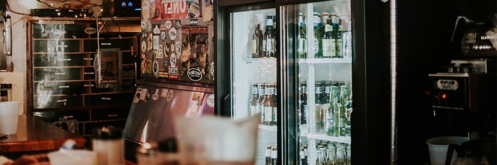 Top 8 Best Bar Fridges For Your Drinks In 2025